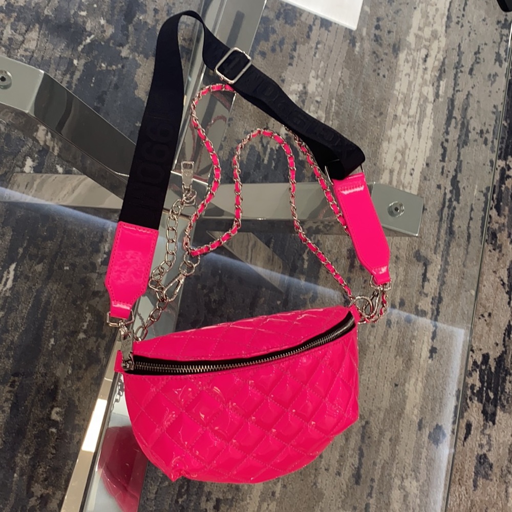 Steve Madden Barbie Pink Neon Pink Chain Strap Belt B… - Gem
